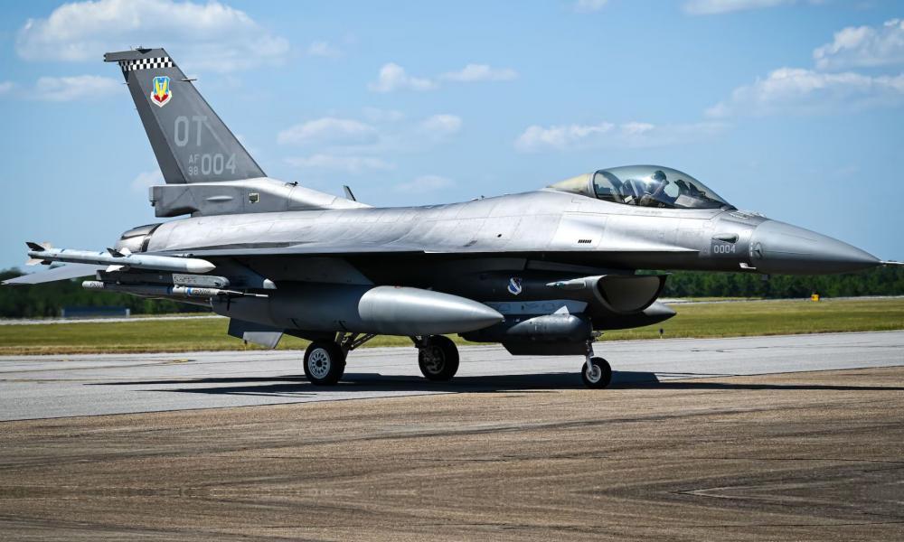 Ξεχάστε την έκδοση Viper-Το νέο σύστημα IVEWS κάνει το F-16 ισχυρότερο από μαχητικά πέμπτης ...